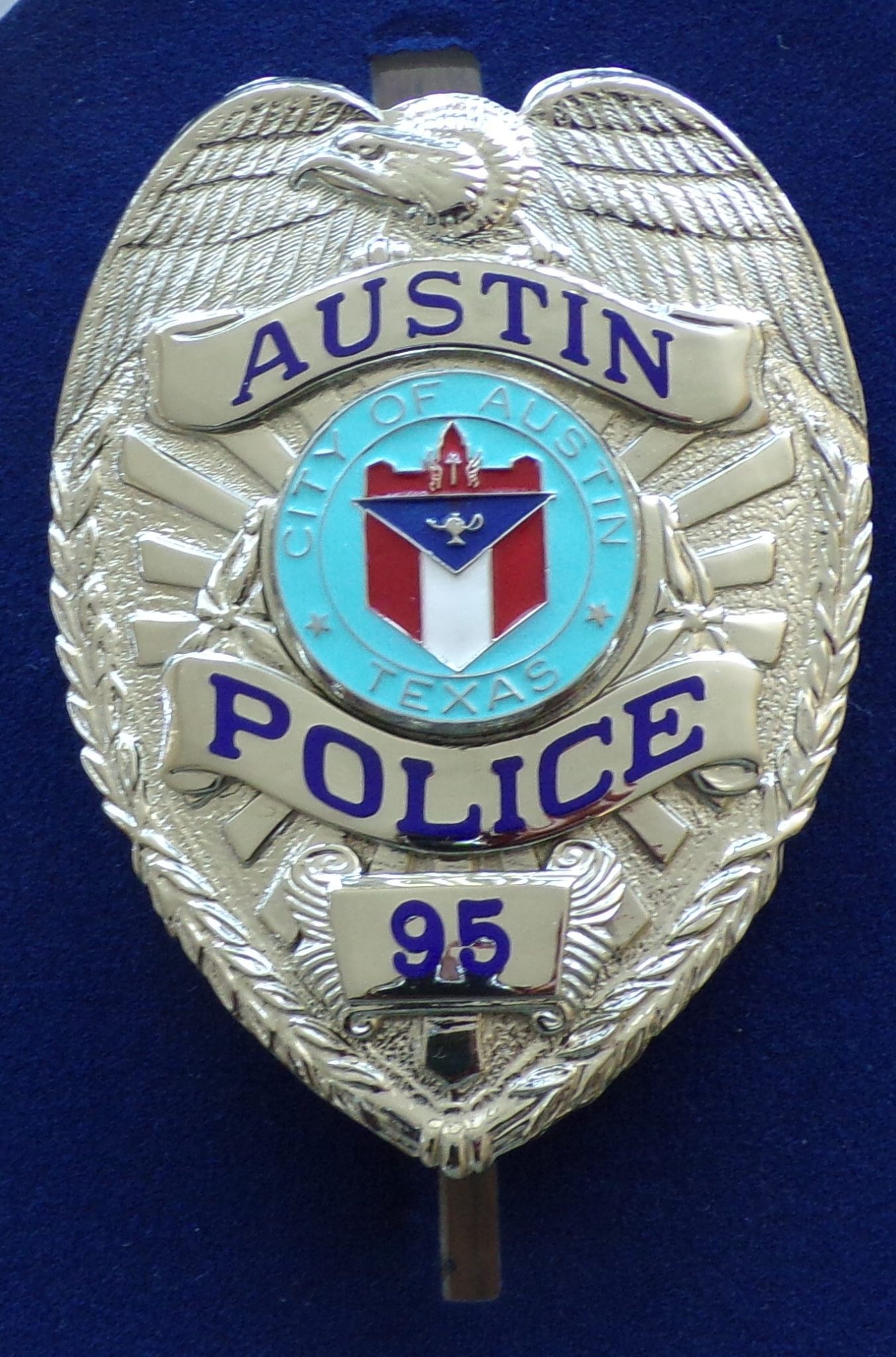 AUSTIN POLICE DEPARTMENT - ER Badge